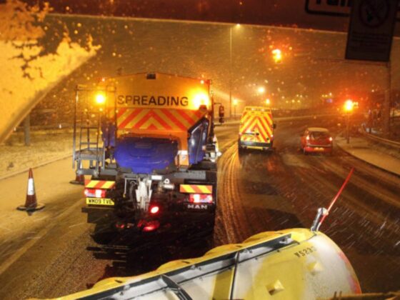 Driving on Ice: How to Stay Safe on Black Ice & Slippery Roads ...